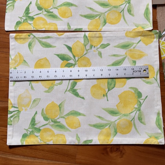 Food Network | Accents | Lemon Print Placemats Set Of 2 Food Network ...